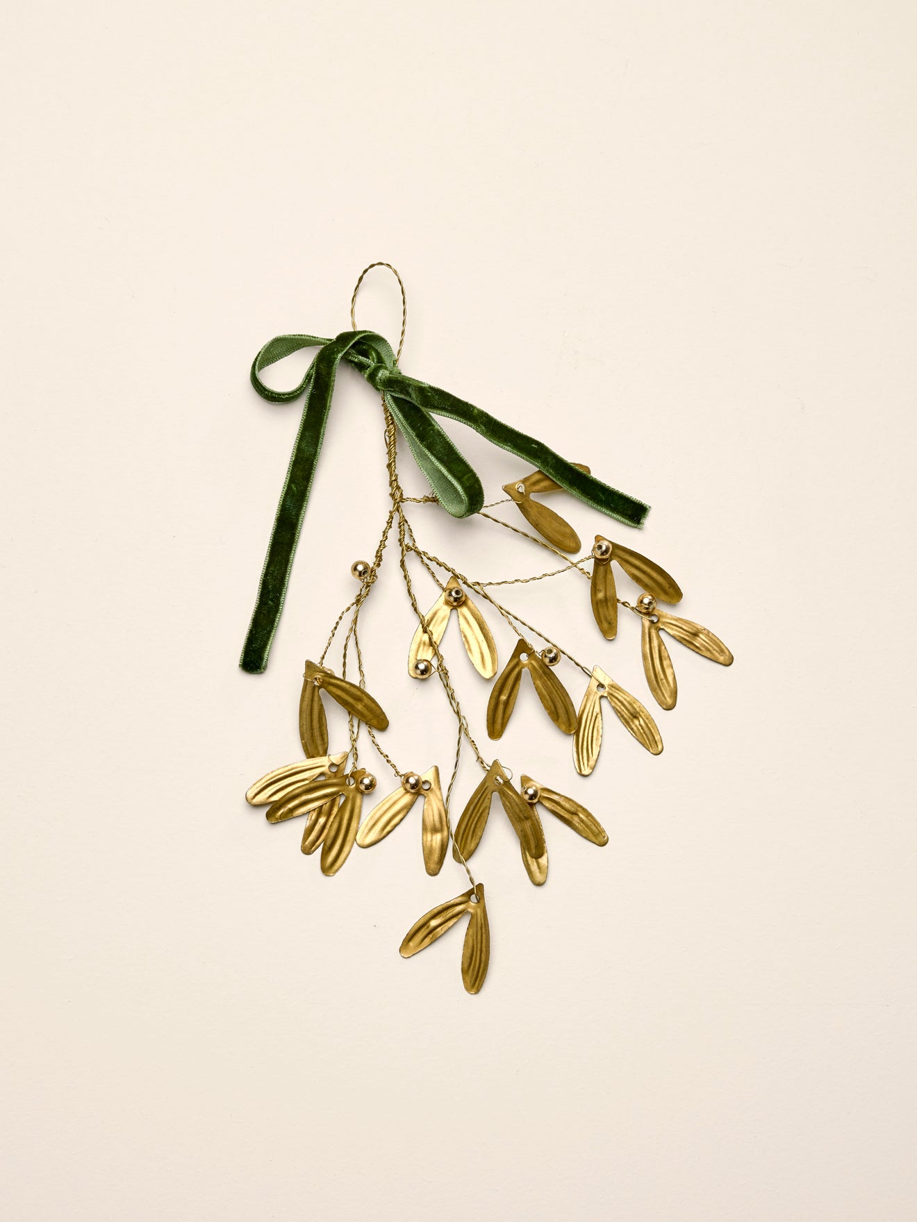 Hanging mistletoe bouquet - Cyrillus COM