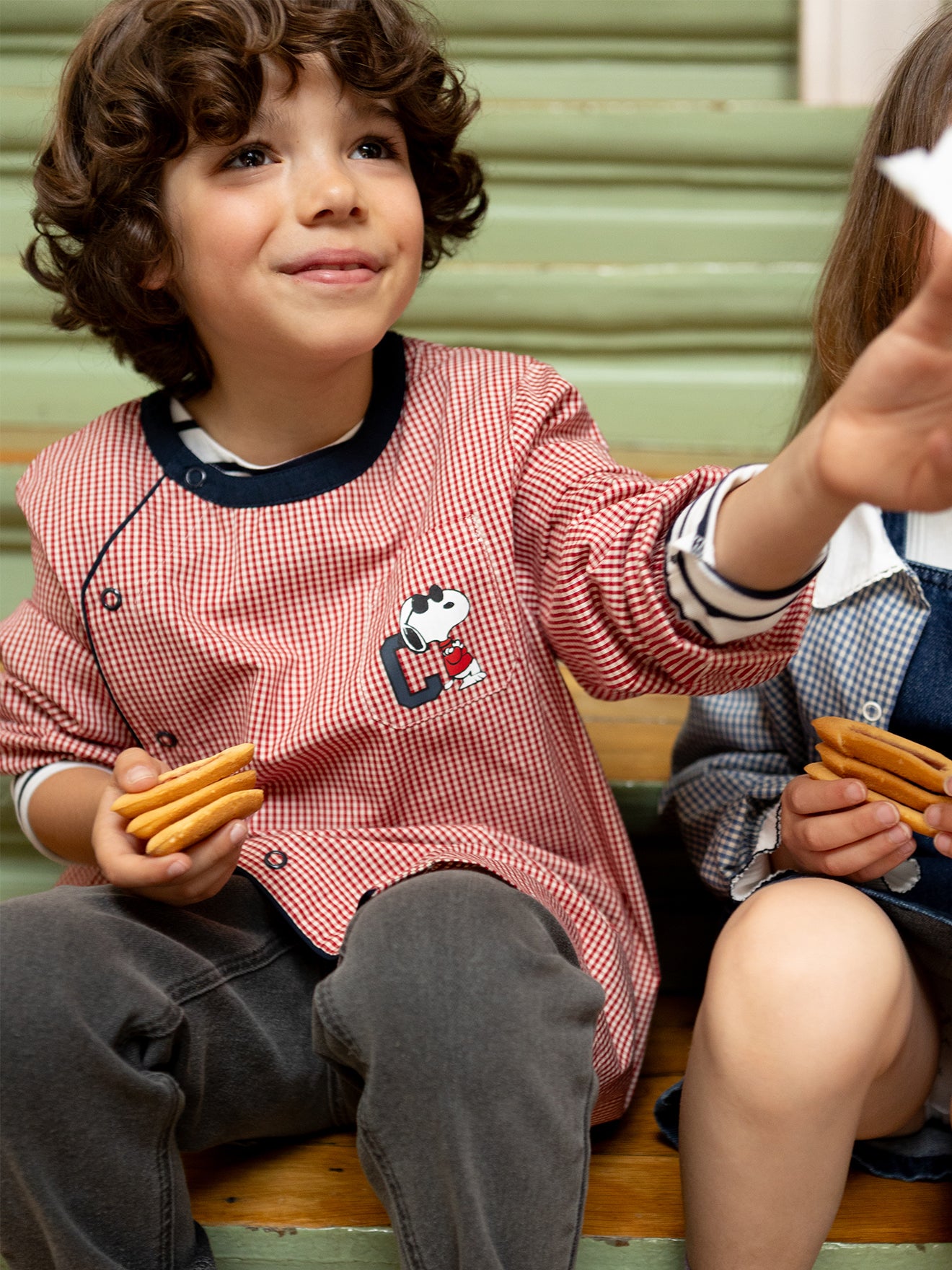 Child's Cyrillus x Peanuts™ school smock - The Snoopy Collection ...